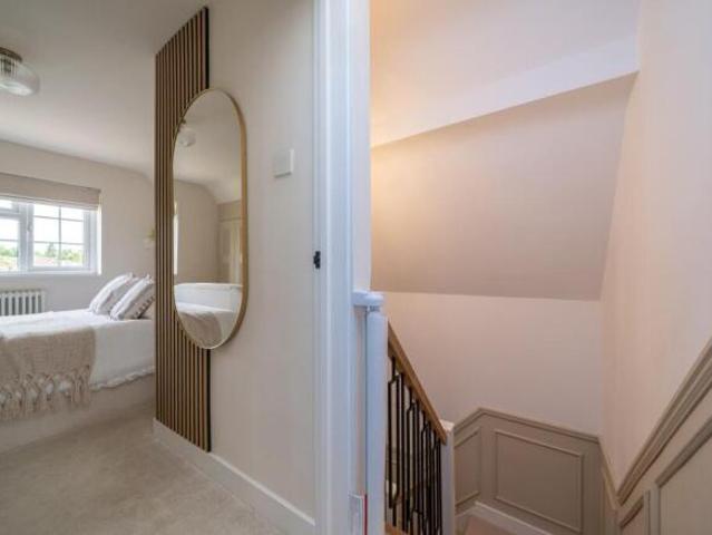 3 bedroom detached house for sale in Five Oaks, Caddington, LU1