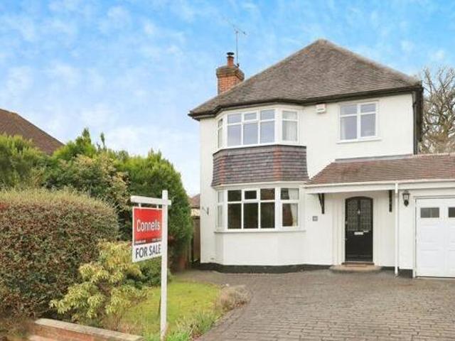 3 Bedroom Detached House For Sale In Finchfield