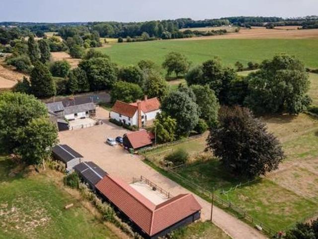 3 bedroom detached house for sale in Finchingfield CM7