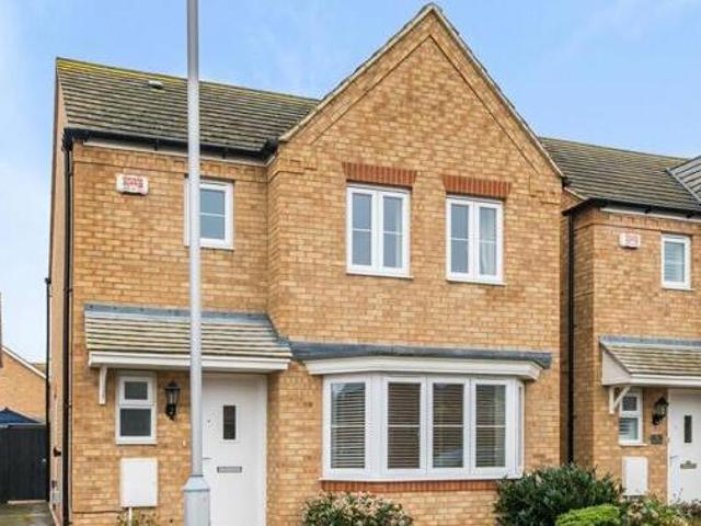 3 Bedroom Detached House For Sale In Flitwick