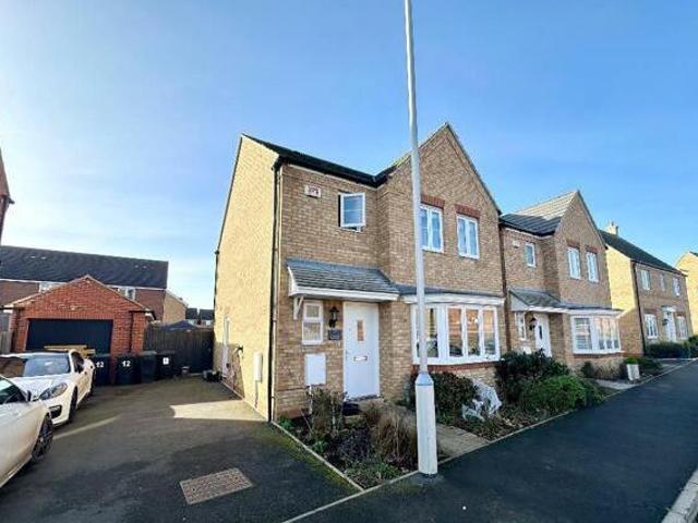 3 Bedroom Detached House For Sale In Flitwick, Bedfordshire