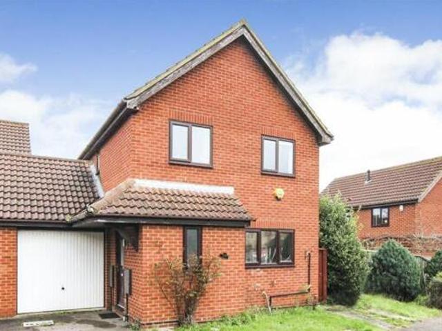 3 Bedroom Detached House For Sale In Flitwick, Bedfordshire