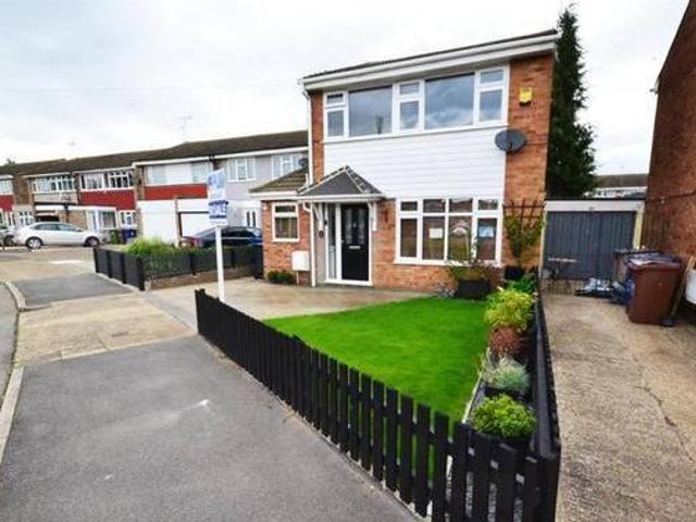 3 bedroom detached house for sale in Frome East Tilbury RM18