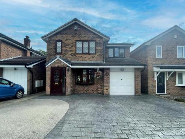 3 Bedroom Detached House For Sale In Fulwood, Preston