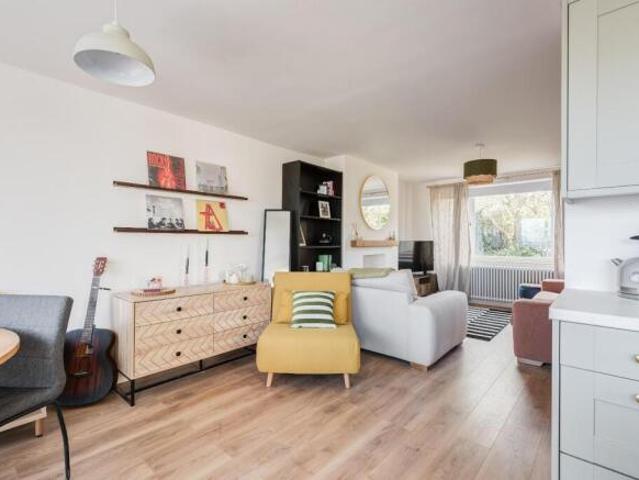 3 bedroom detached house for sale in Furness Close, Stannington, Sheffield, S6