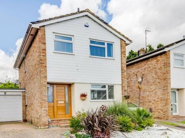 3 Bedroom Detached House For Sale In Knebworth, Hertfordshire