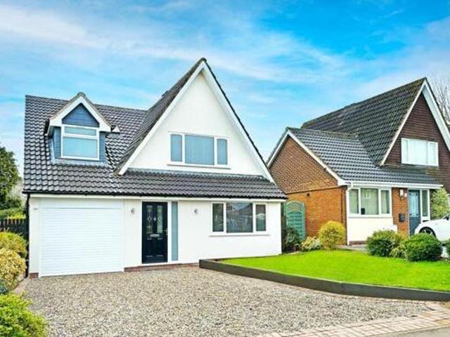 3 Bedroom Detached House For Sale In Knowle