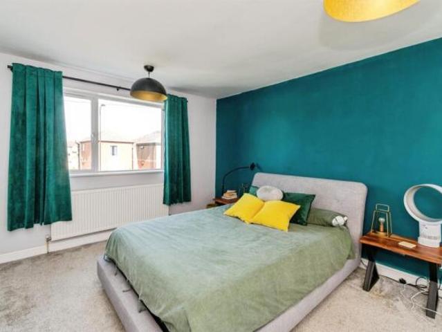 3 bedroom detached house for sale in Kathleen Road, Southampton, SO19