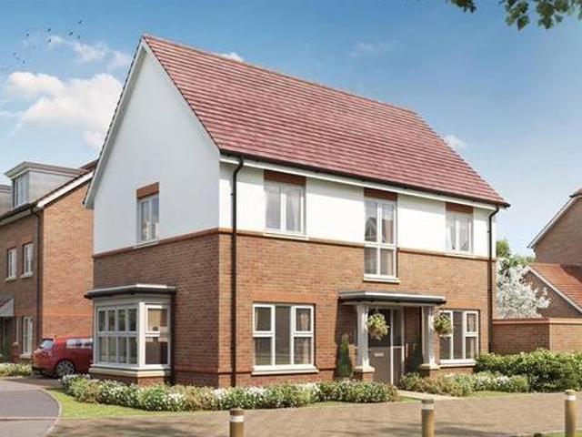 3 bedroom detached house for sale in Keens Lane Worplesdon Guildford Surrey GU3 3HS GU3