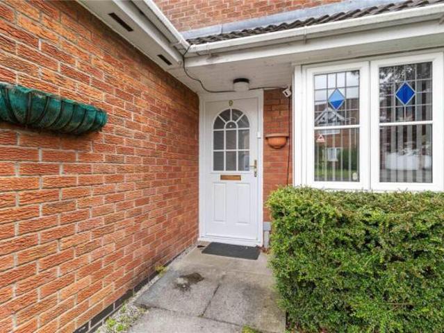 3 bedroom detached house for sale in Kempsford Close, Manchester, Greater Manchester, M23