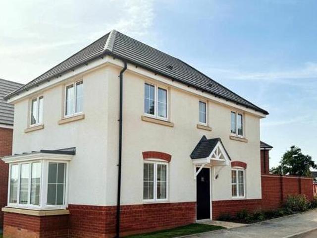 3 Bedroom Detached House For Sale In Kenilworth