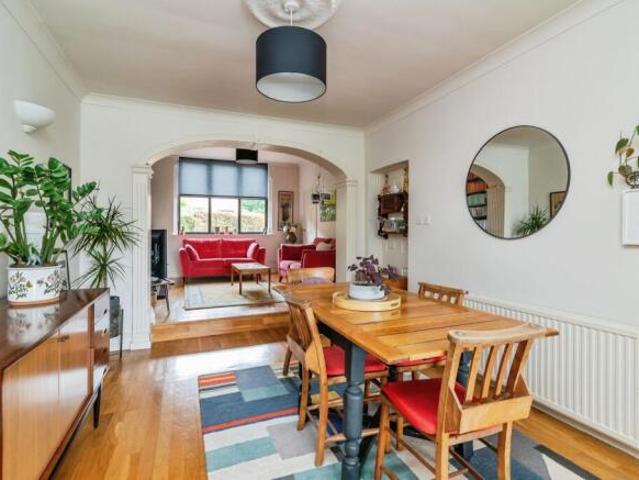 3 bedroom detached house for sale in Kent Road, Mapperley, Nottinghamshire, NG3