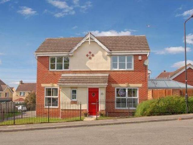3 Bedroom Detached House For Sale In Kiveton Park