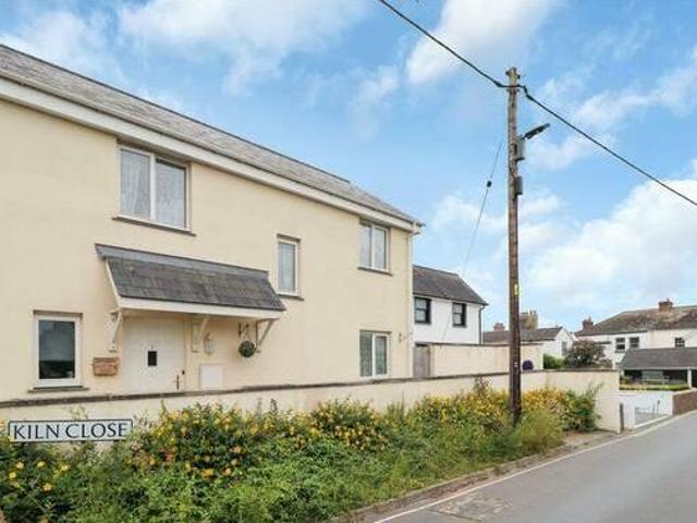 3 bedroom detached house for sale in Kiln Close Instow Bideford EX39