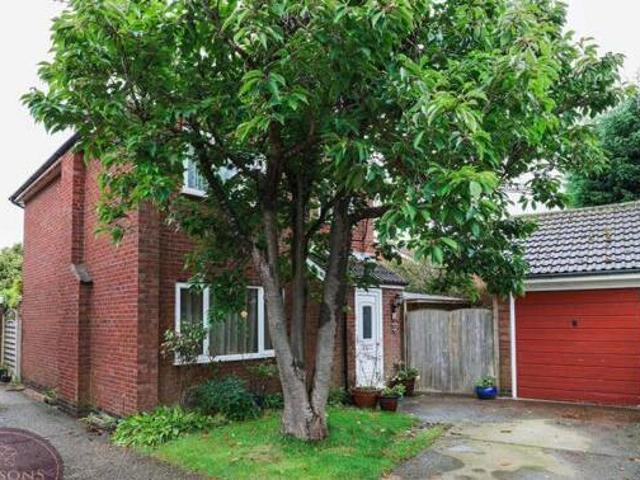 3 Bedroom Detached House For Sale In Kimberley, Nottingham