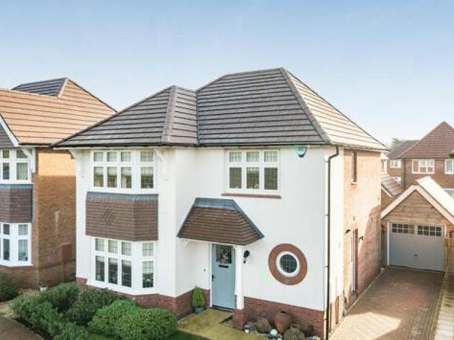 3 Bedroom Detached House For Sale In Kingsteignton, Newton Abbot