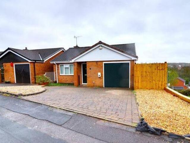 3 Bedroom Detached House For Sale In Kingston Hill