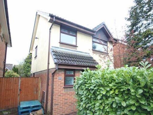 3 Bedroom Detached House For Sale In Kingsway