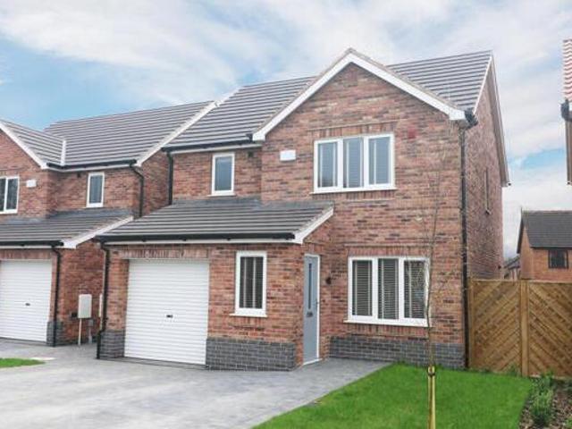 3 Bedroom Detached House For Sale In Kings Grove, Grimsby