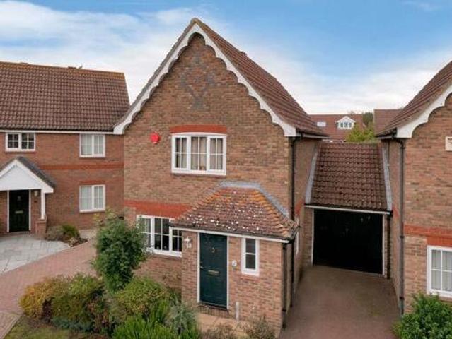 3 Bedroom Detached House For Sale In Kings Hill