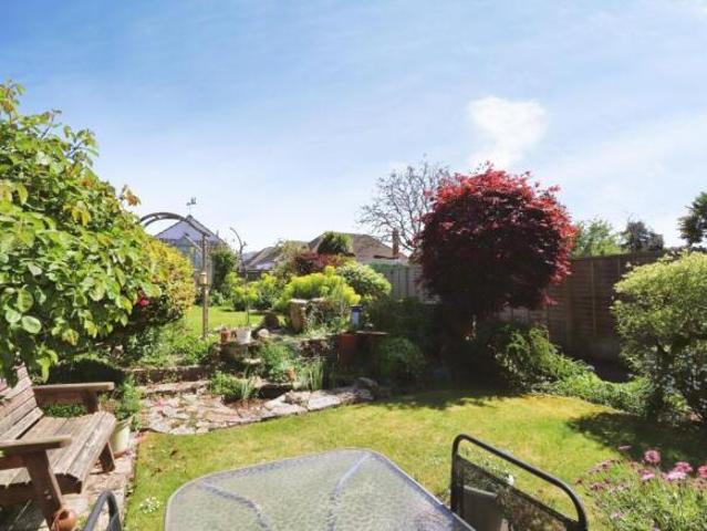 3 bedroom detached house for sale in Kinson Road, Bournemouth, BH10