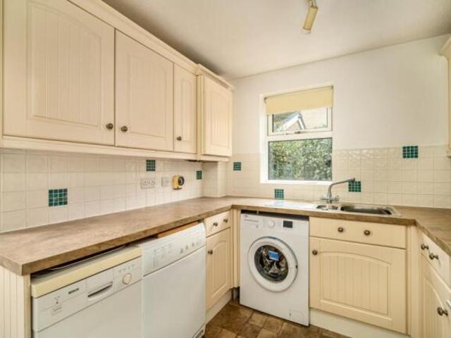 3 bedroom detached house for sale in Hodgson Lane, Drighlington, BD11