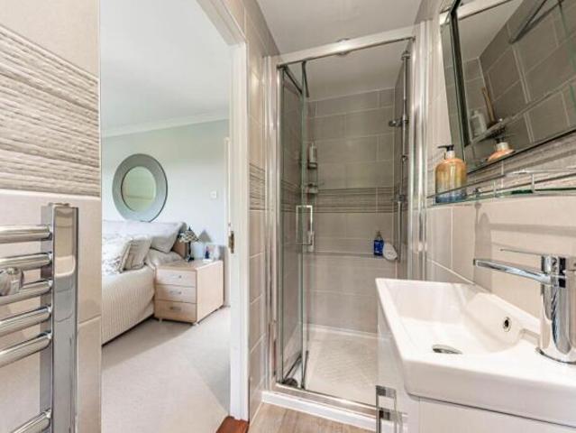 3 bedroom detached house for sale in Hogbens Hill, Selling, ME13