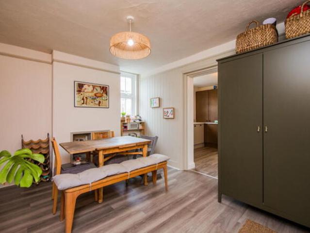 3 bedroom detached house for sale in Holden Park Road, Southborough, TN4