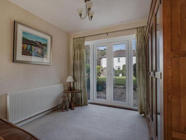 3 bedroom detached house for sale in Holford Road, Merrow, GU1