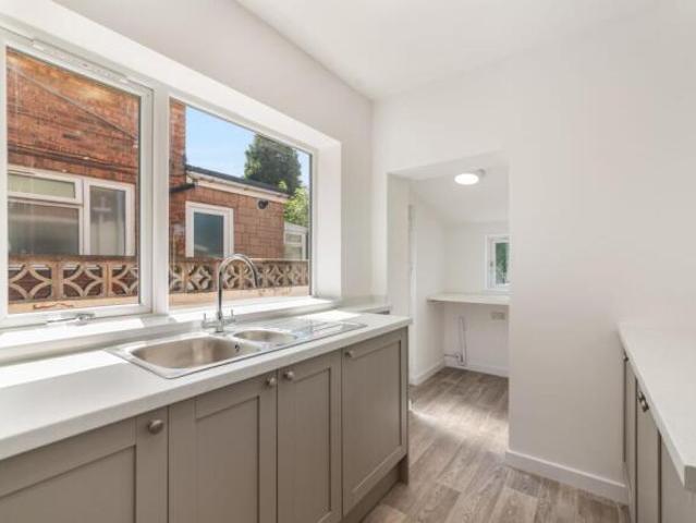 3 bedroom detached house for sale in Hollybush Lane, Penn, Wolverhampton, WV4