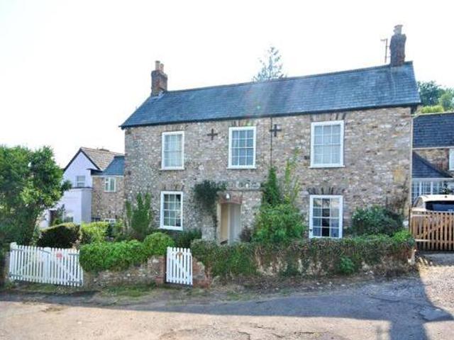 3 Bedroom Detached House For Sale In Honiton, Devon