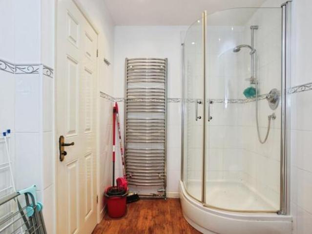 3 bedroom detached house for sale in Hopgarden Road, Tonbridge, Kent, TN10