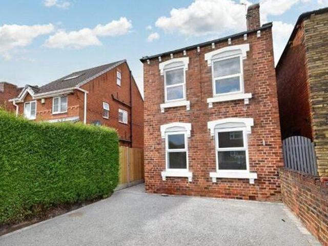 3 Bedroom Detached House For Sale In Horbury, Wakefield