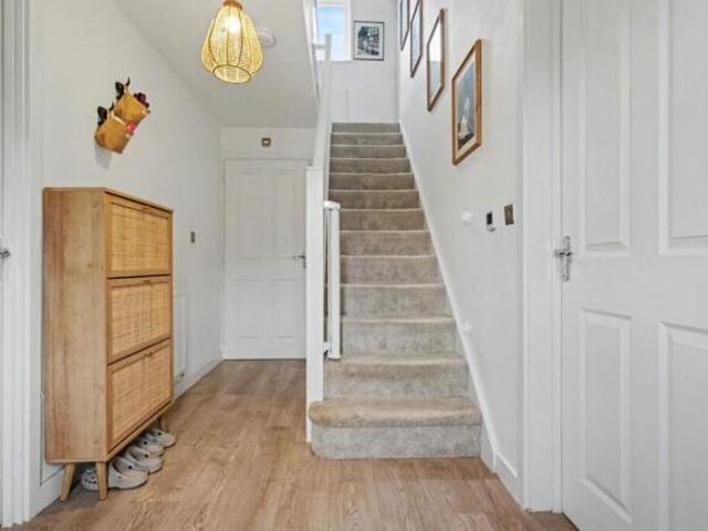 3 bedroom detached house for sale in Hornbeam Gardens, Chelmsford, CM1