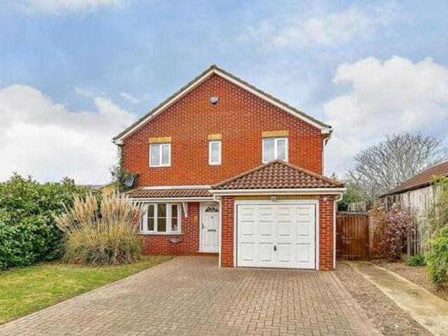 3 Bedroom Detached House For Sale In Hornchurch