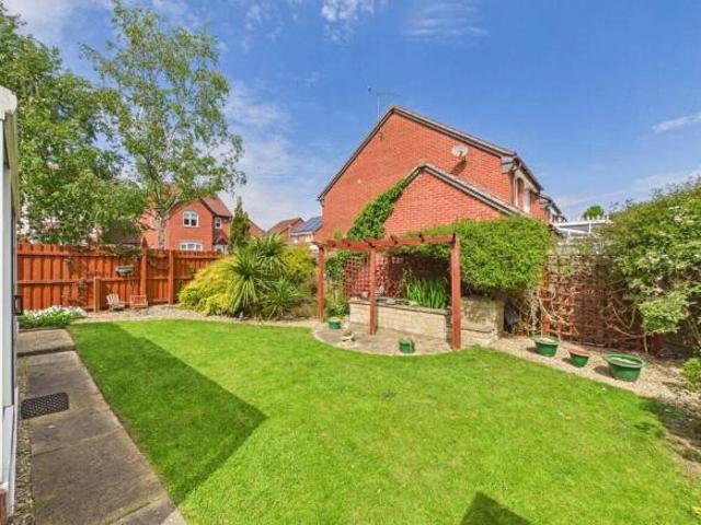 3 bedroom detached house for sale in Hoskyns Avenue, Worcester, Worcestershire, WR4