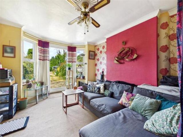 3 bedroom detached house for sale in Hatfield Road, Ipswich, Suffolk, IP3