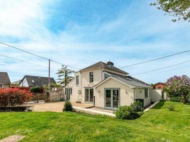 3 Bedroom Detached House For Sale In Havenstreet
