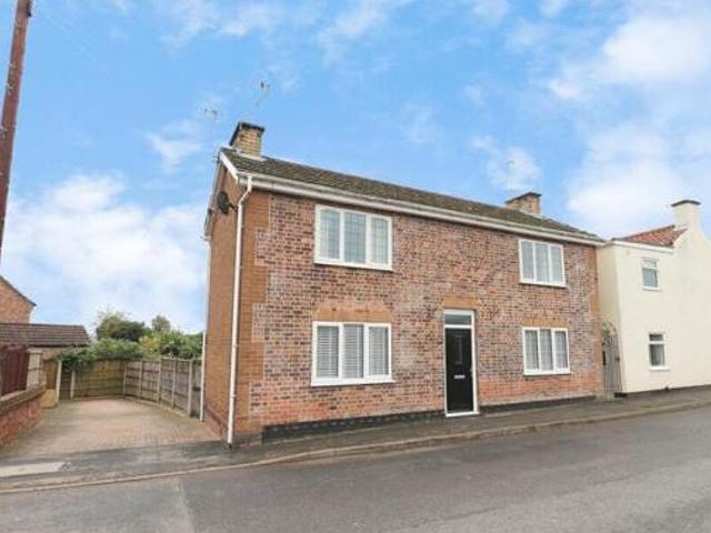 3 Bedroom Detached House For Sale In Haxey, Doncaster