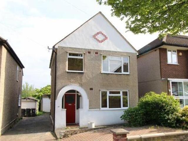 3 Bedroom Detached House For Sale In Hayes, Bromley