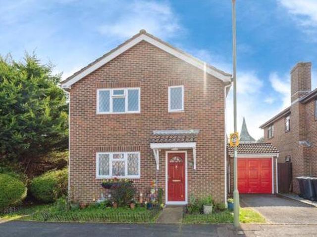 3 Bedroom Detached House For Sale In Hayling Island, Hampshire