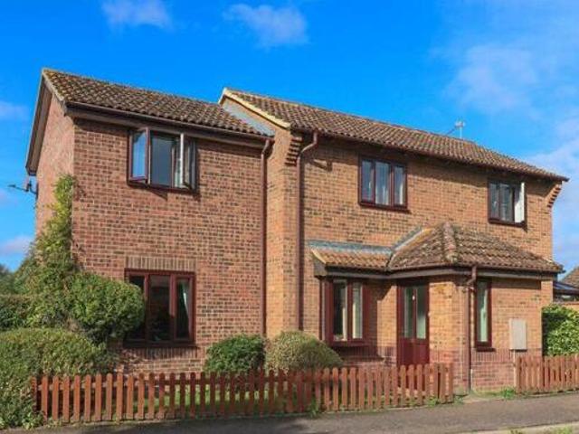 3 Bedroom Detached House For Sale In Hadleigh