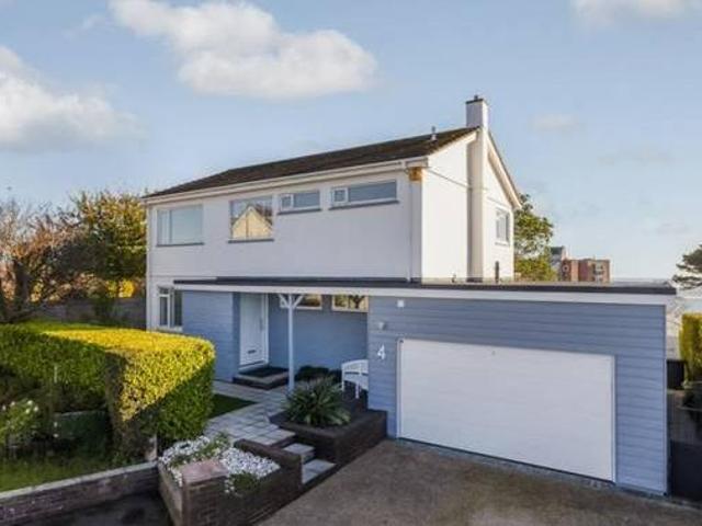 3 bedroom detached house for sale in Haldon Close Torquay TQ1
