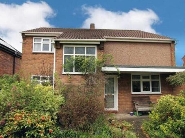 3 Bedroom Detached House For Sale In Hale Barns
