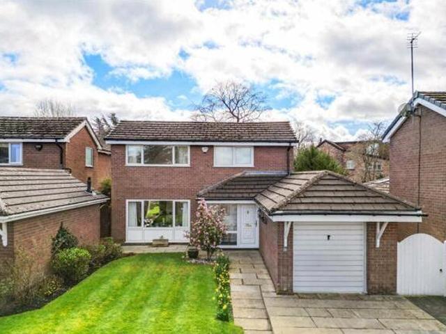 3 Bedroom Detached House For Sale In Hale, Cheshire