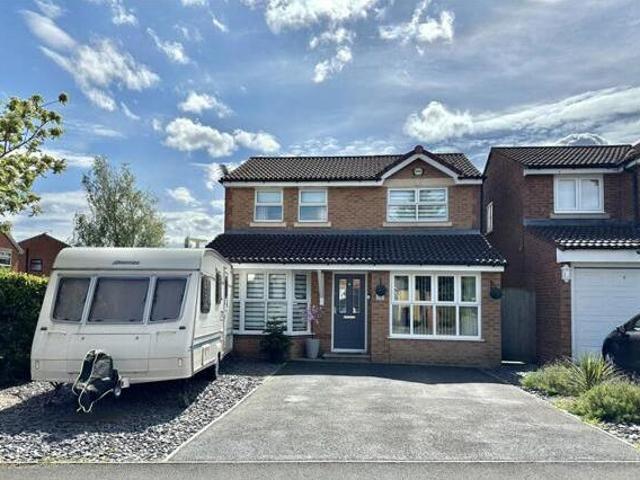 3 Bedroom Detached House For Sale In Halewood, Liverpool