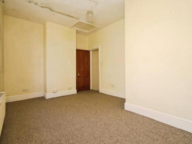 3 bedroom detached house for sale in Halifax Road, Huddersfield, HD3