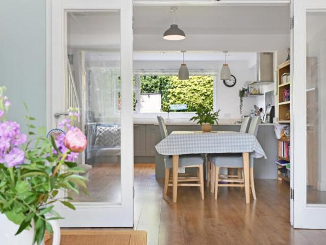3 bedroom detached house for sale in Hall Lane, Horsforth, Leeds, West Yorkshire, LS18