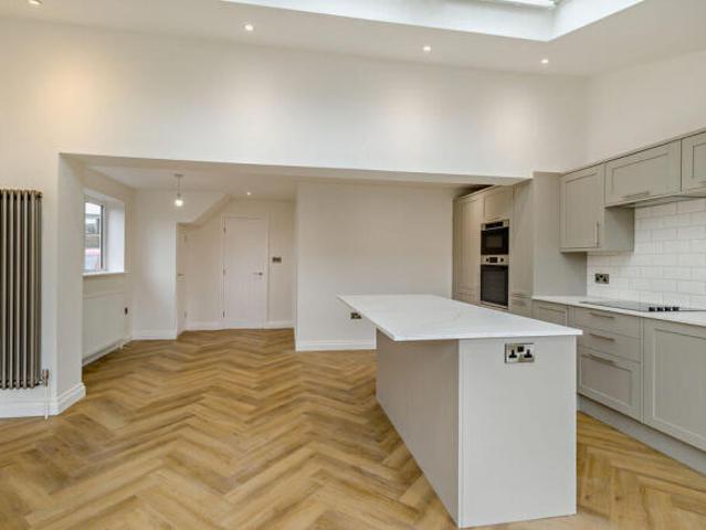 3 bedroom detached house for sale in Hall Park Avenue, Leeds, LS18