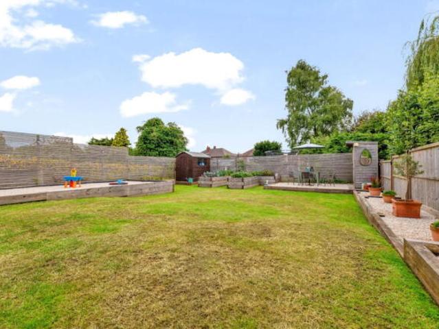 3 bedroom detached house for sale in Hallam Avenue, Birstall, Leicester, LE4 3DN, LE4